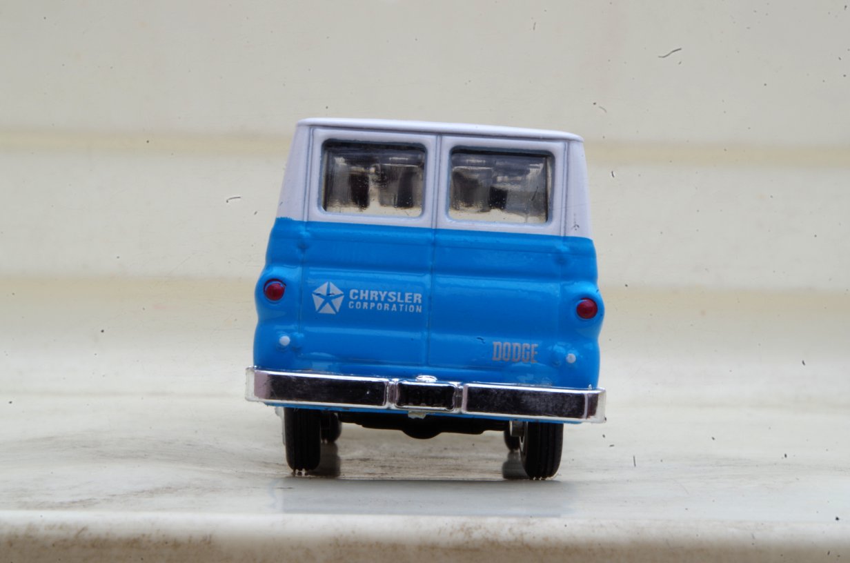 Mustang Fan Peru: Dodge A-100 Panel Van 1964 - M2 Machines