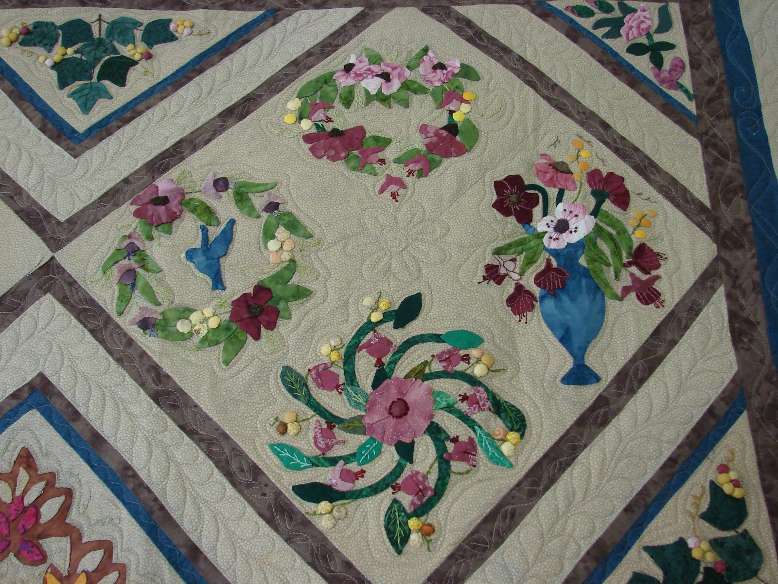 Quilt Vine: All Hand Applique'd