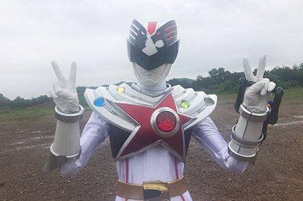 Uchuu Sentai Kyuranger - On-set Images Feat. Takumi Kizu Wearing The ...