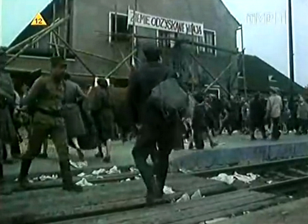 Motyw kolejowy w polskim filmie: Spadek (1988)