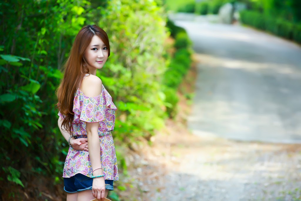 Korean Racing Queen: Han Chae Yee Part 2