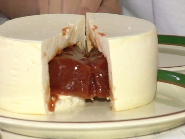 Aprenda A Preparar Queijo Recheado Com Goiabada Conheça Minas