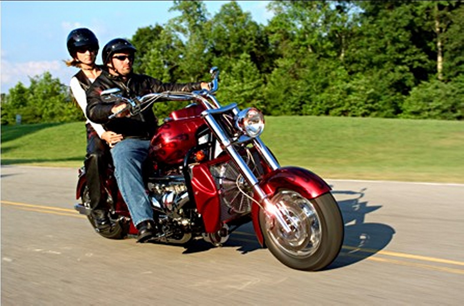 Motorcycle Pictures: Boss Hoss BHC-3 ZZ4 Bike