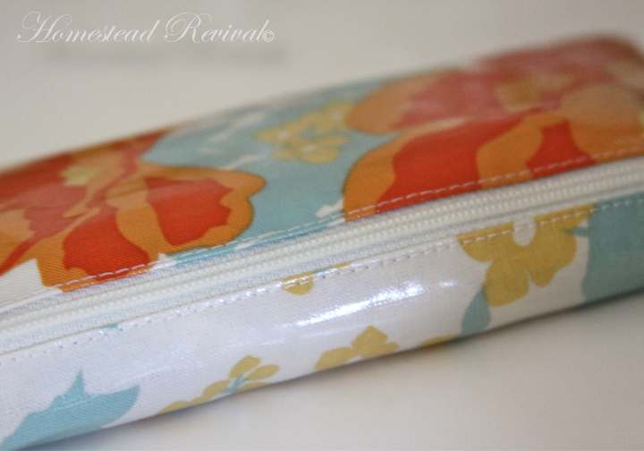 Homestead Revival: Give Away: A Time for Everything's Divide-It Wallet!