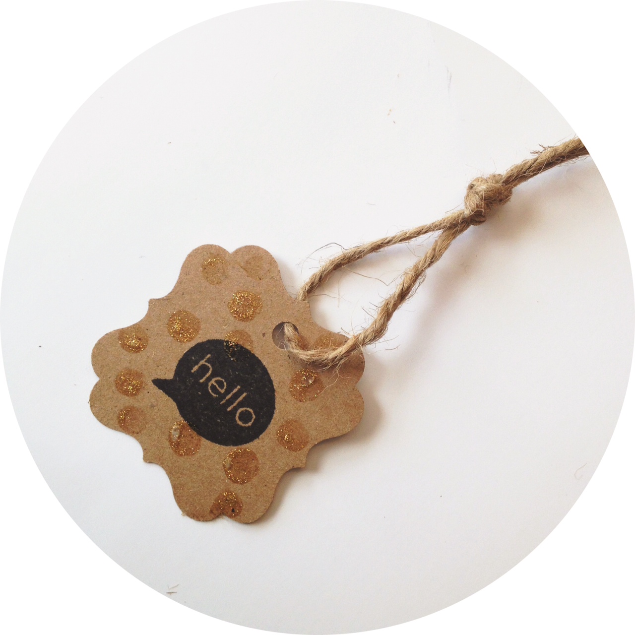 Fireflies and Cattails: Christmas Gift Tag Tutorial