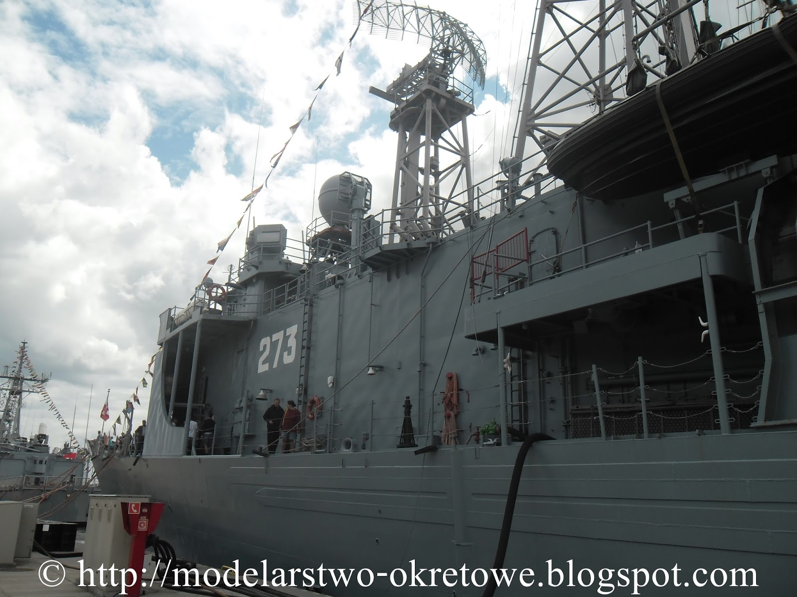 Modelarstwo okrętowe: Święto Wojska Polskiego - Wodowanie monety ORP ...