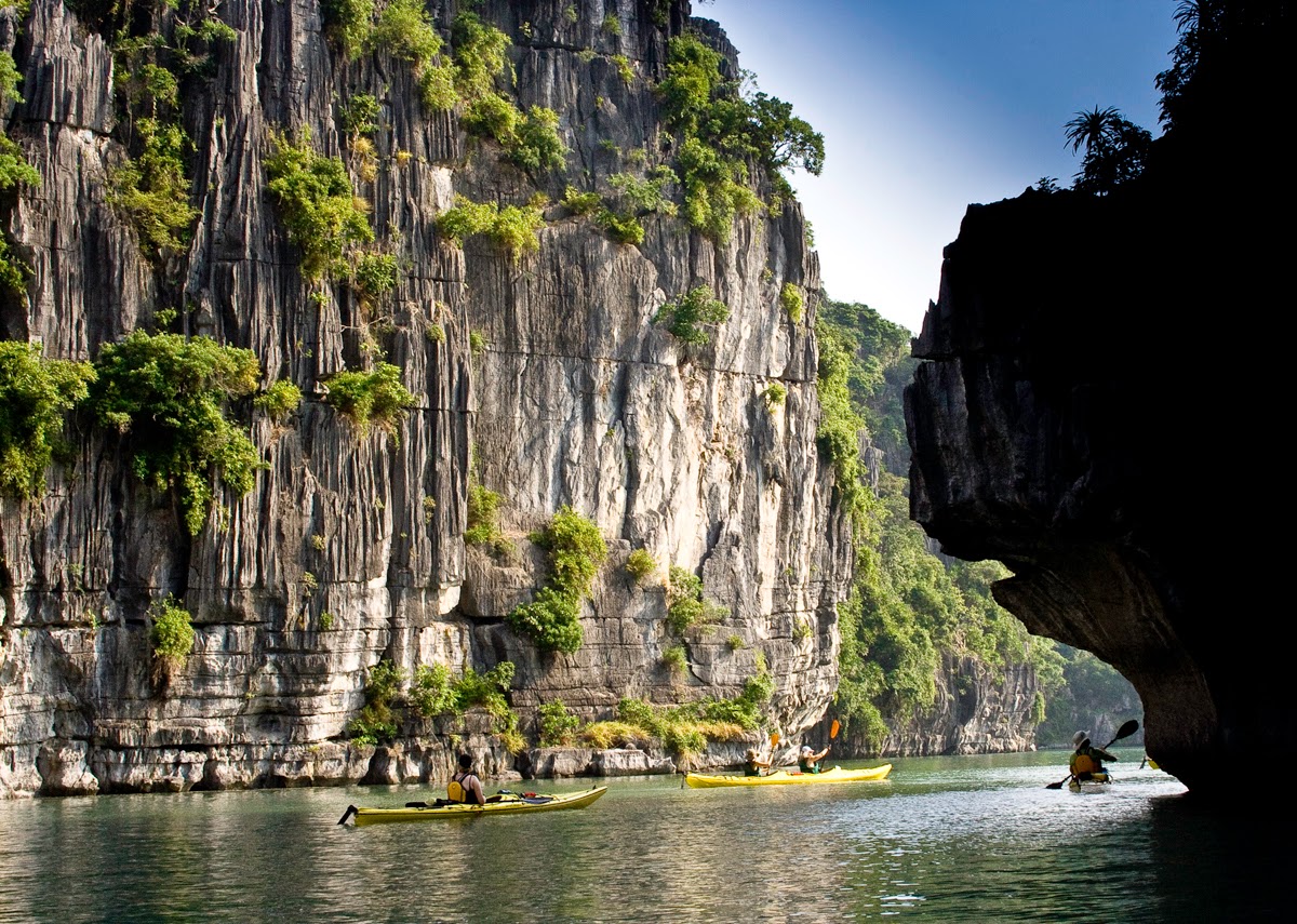 Halong Bay - Vietnam, the beauty of dragon bay ~ travell and culture