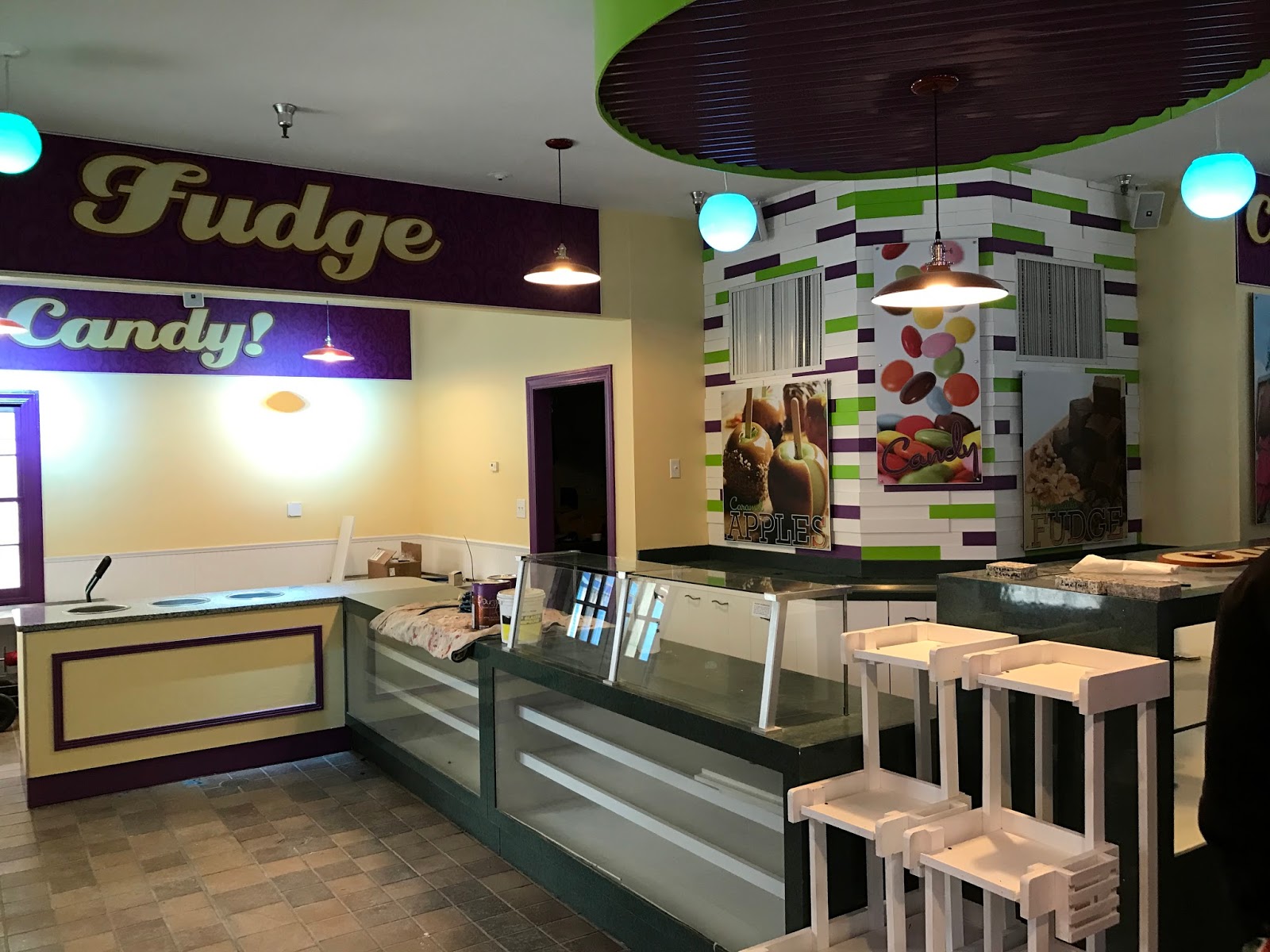 10 Cool Things about Lake Compounce