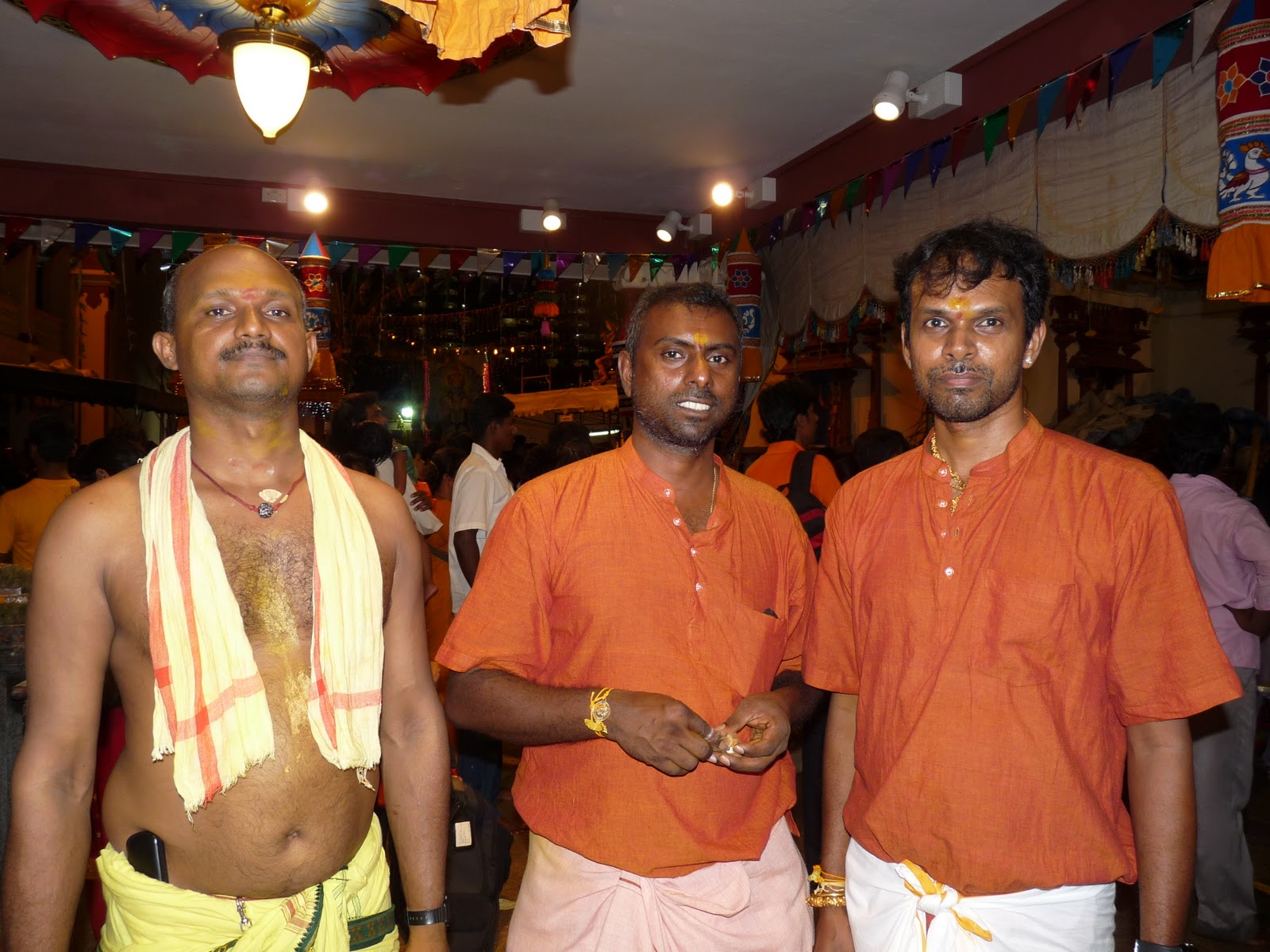 eastcoastlife: Thimithi Firewalking Festival @ Sri Mariamman Temple