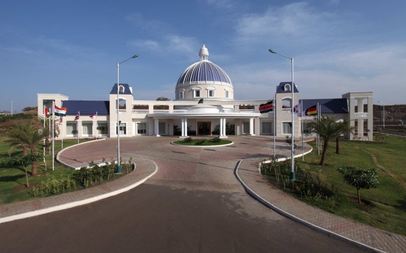 Principal: principal@indusschoolpune.com