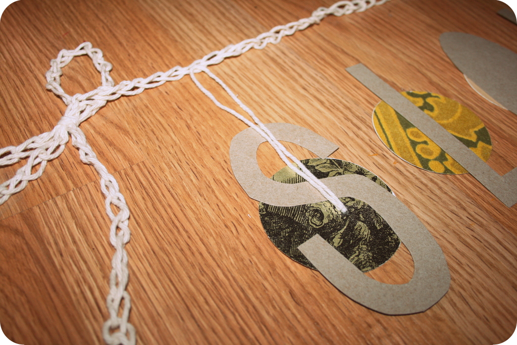 onetwothreepeaceful: National Craft Month: DIY Word Banner