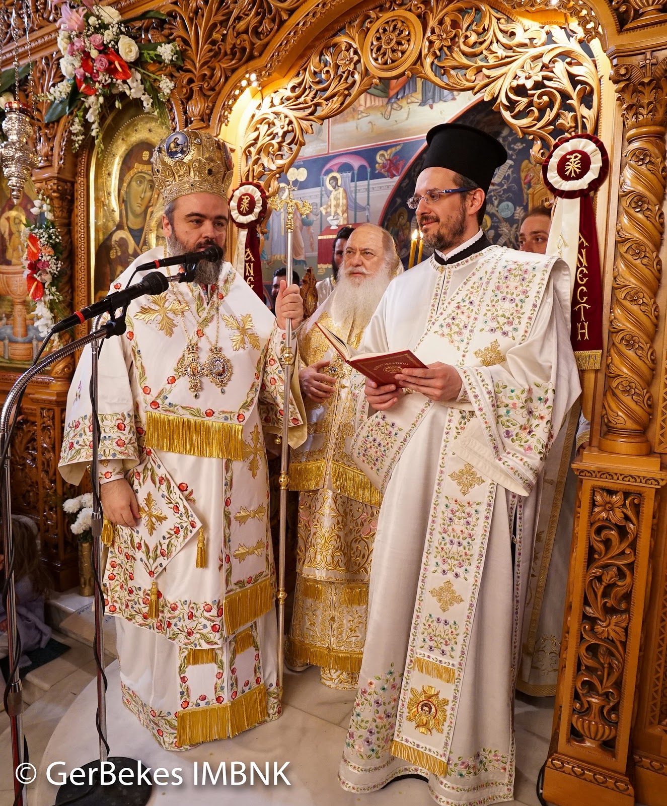 ΦΩΣ ΦΑΝΑΡΙΟΥ: ΧΕΙΡΟΤΟΝΙΑ ΔΙΑΚΟΝΟΥ ΑΠΟ ΤΟΝ ΜΗΤΡΟΠΟΛΙΤΗ ΣΜΥΡΝΗΣ ΒΑΡΘΟΛΟΜΑΙΟ