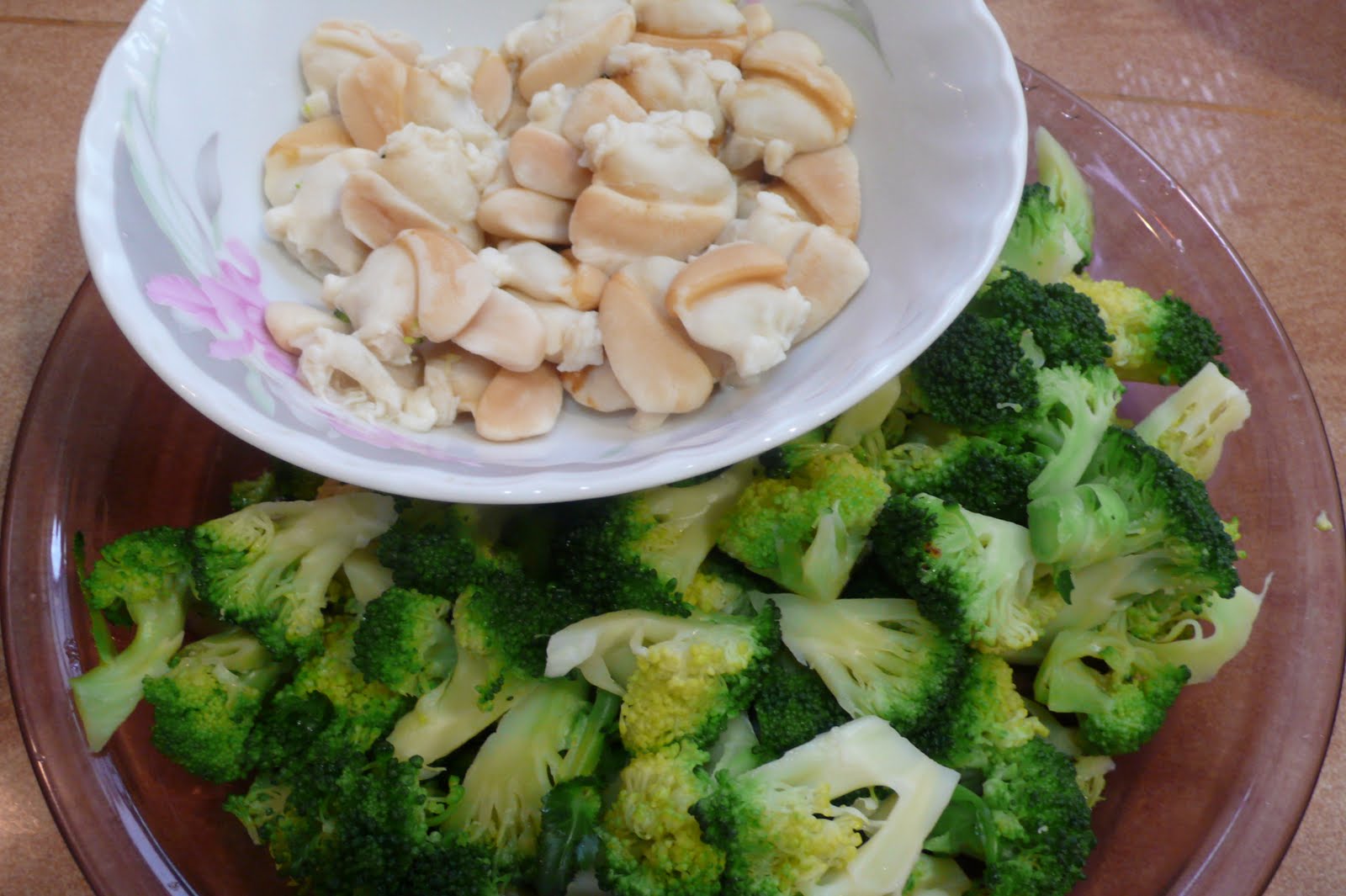Yummy Malaysiana: Stir Fried Pacific Clams With Broccoli