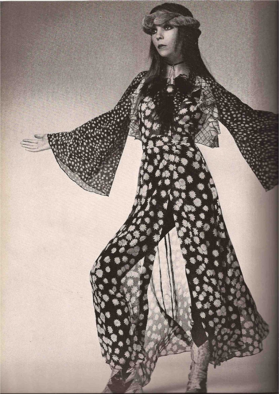 devodotcom: SQUAW FASHION 1970 - PENELOPE TREE & DAVID BAILEY