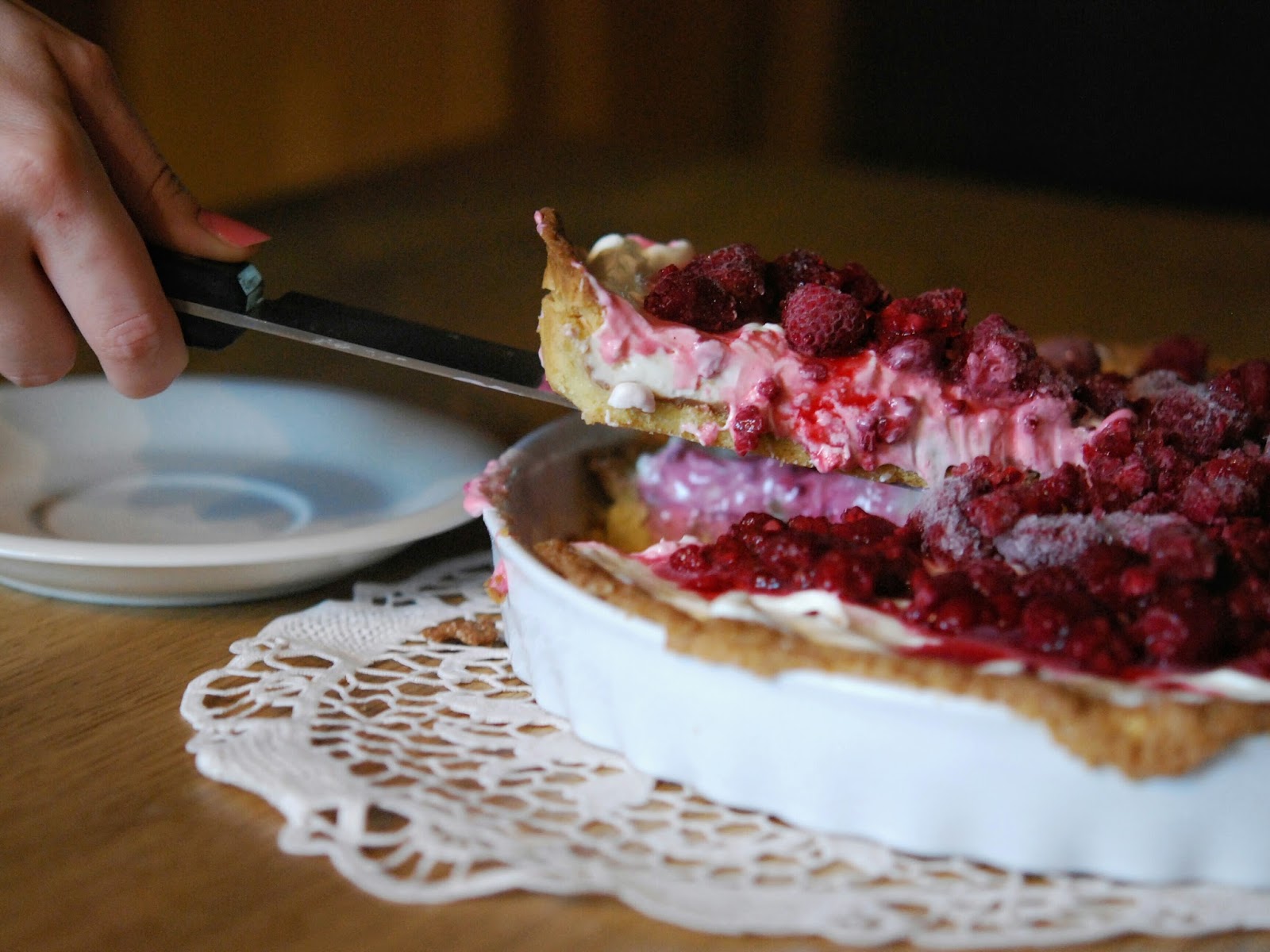 Raspberry and mascarpone tart - Foodie Sisters