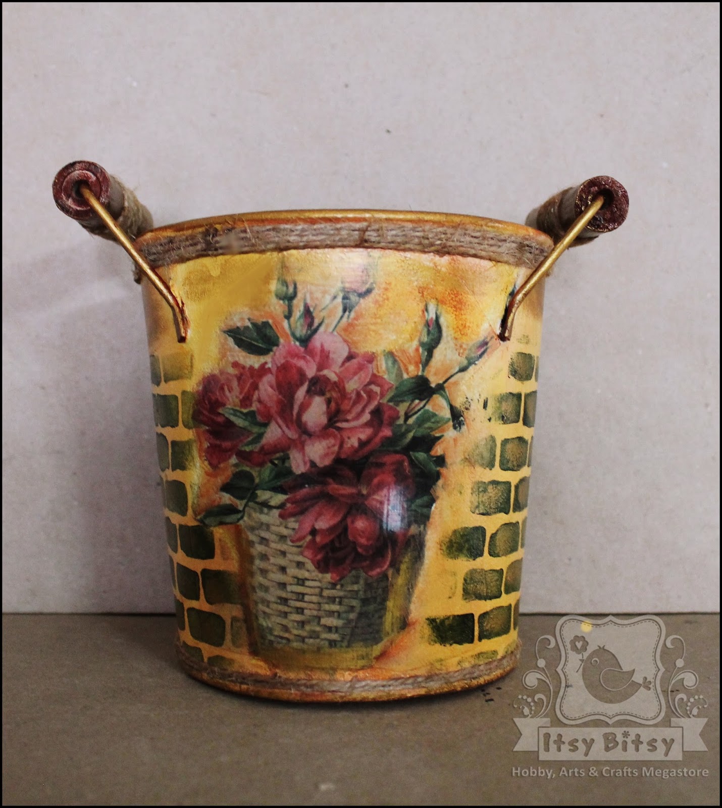 Paper Fantasees - The Craft Blog: Decoupage - Metal bucket