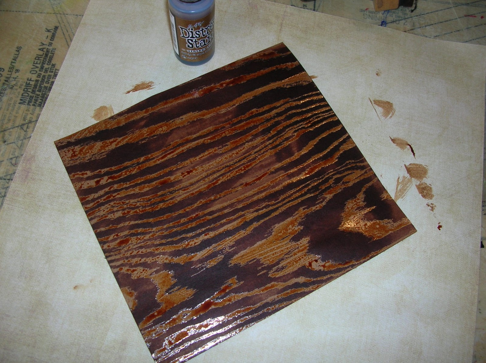 **The Craft Donkey**: Kraft Wood Grain Tutorial