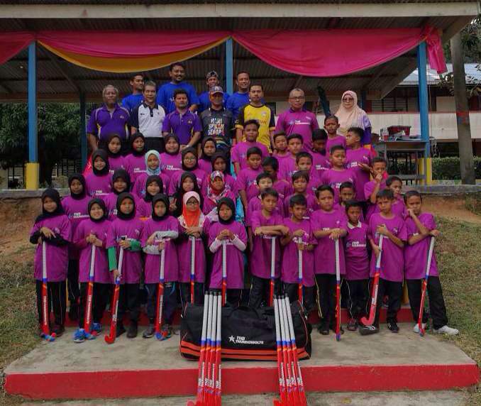 SK Darat Batu Rakit: KLINIK HOKI ( TNB HOCKEY DEVELOPMENT )