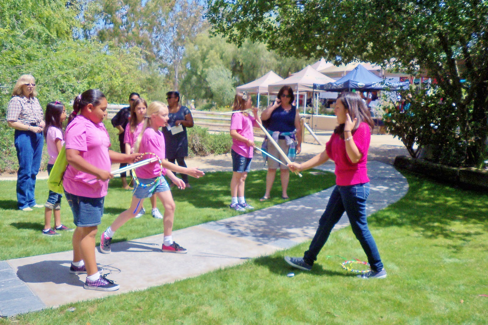 HUNTINGTON BEACH GIRL SCOUT TROOP 746: FIESTA DAYS