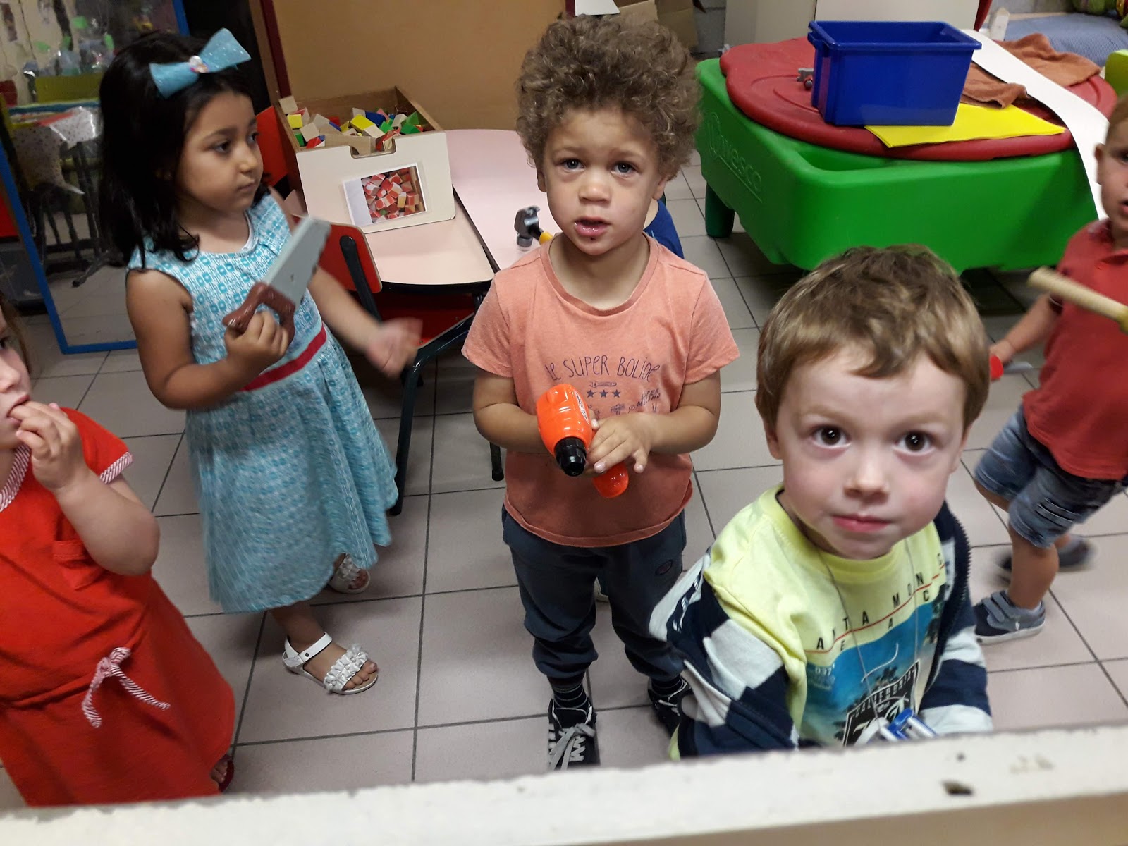 Welkom in de visjesklas: Muziek maken met zagen en hamers:kling klang ...