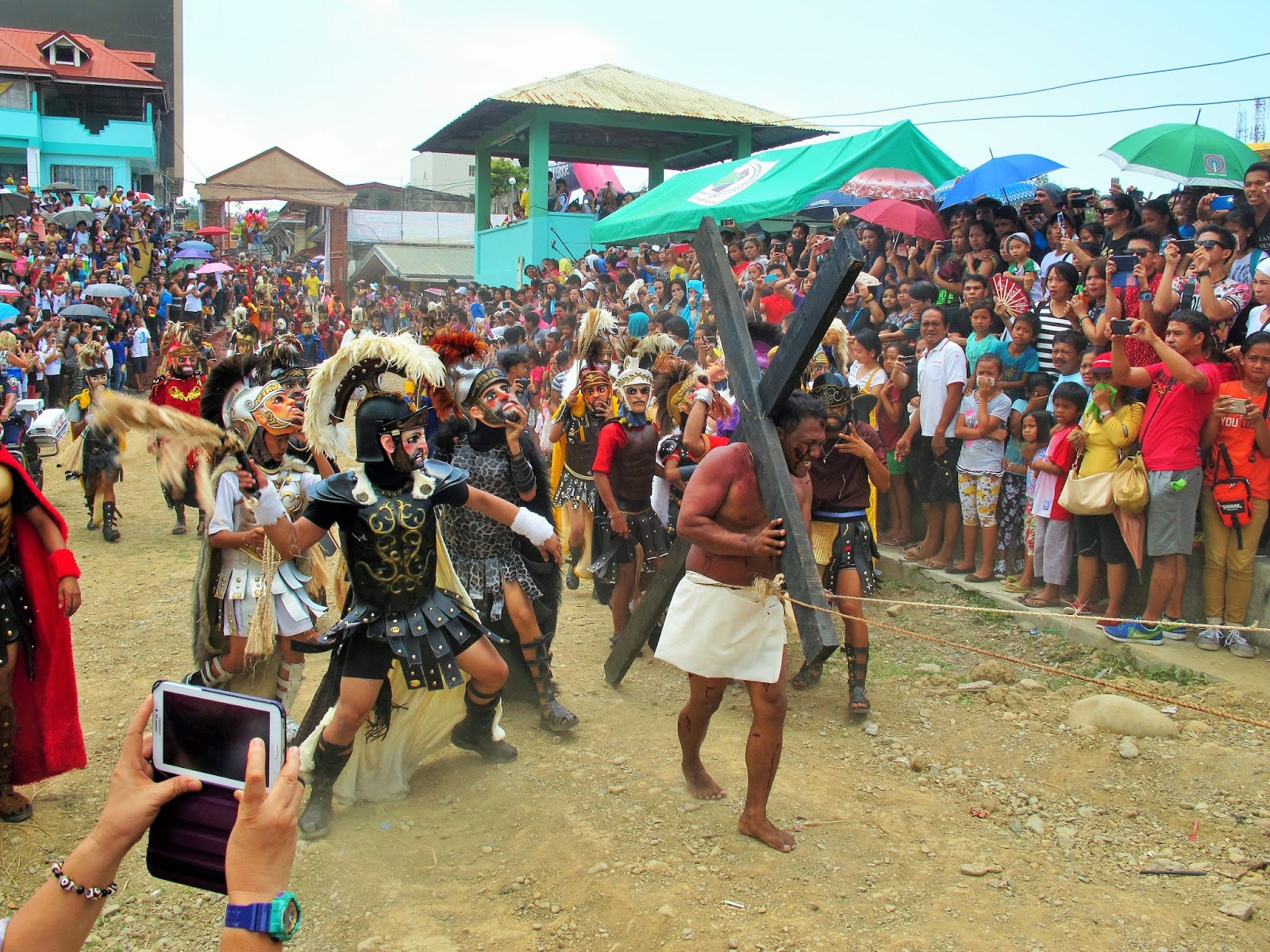 Gridcrosser: Customs, Costumes and Colors: The Moryonan of Marinduque ...