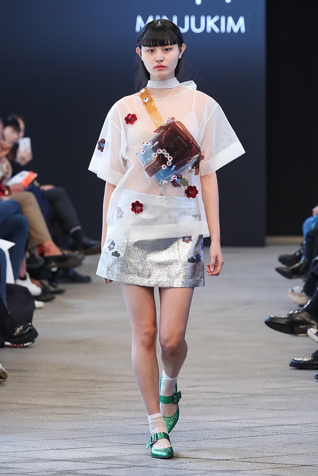 Minju Kim Seoul Fall 2018.....Fashionweekly...On Fow24news.com - FOW 24 ...