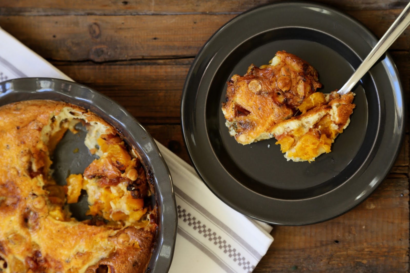 Clafoutis butternut , stilton , noisettes et pâte de coing / On dine ...