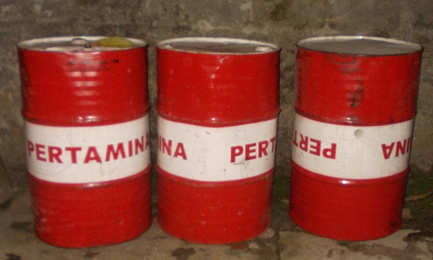 Dijual Drum Oli Bekas Pertamina - Paguyino
