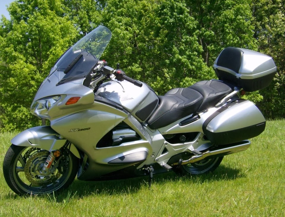 Honda ST1300 HD Pictures - AutoModiFied