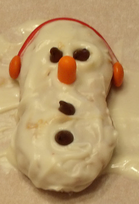 Nutter Butter Snowman Cookies