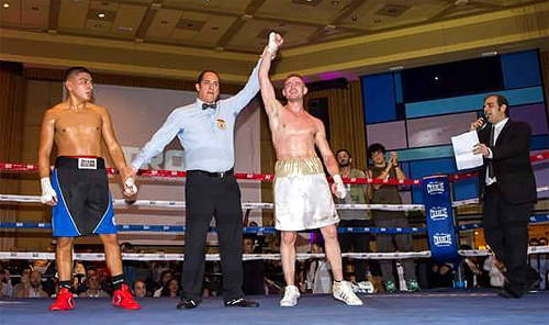 David Arteaga debuta con triunfo en el boxeo profesional | Campeones de ...