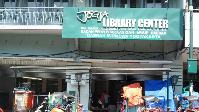 Jogja Library Center, Terasing di Tengah Keramaian Jalan Malioboro ...