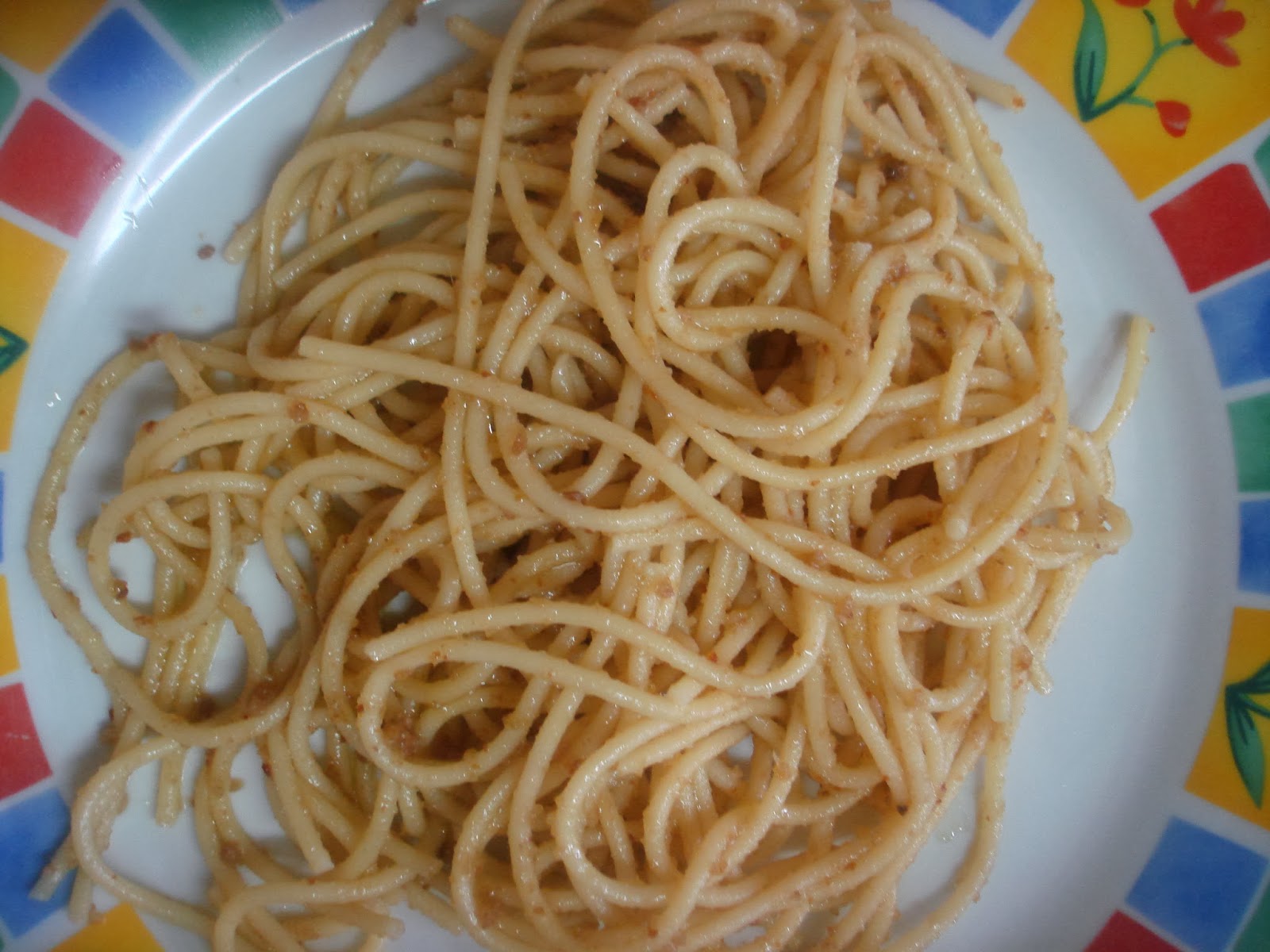 Doce Lar: Spaghetti com Aliche - na forma simples e gostosa, uma ...