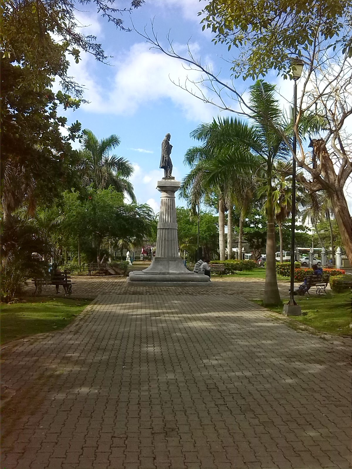 BLOG FOTOGRAFÍA (PARTE 6: CAMINANDO CARTAGENA... PARQUE APOLO)