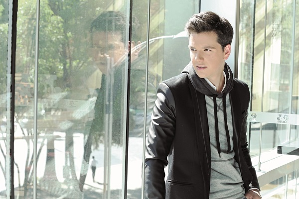 Axel Muñiz regresa con "Siempre tú", tema de su autoría | La Cartelera Mx