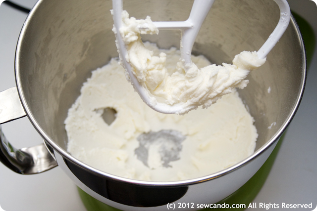 Sew Can Do: Sculptable Frosting! A Fun & Sweet Treat How-To