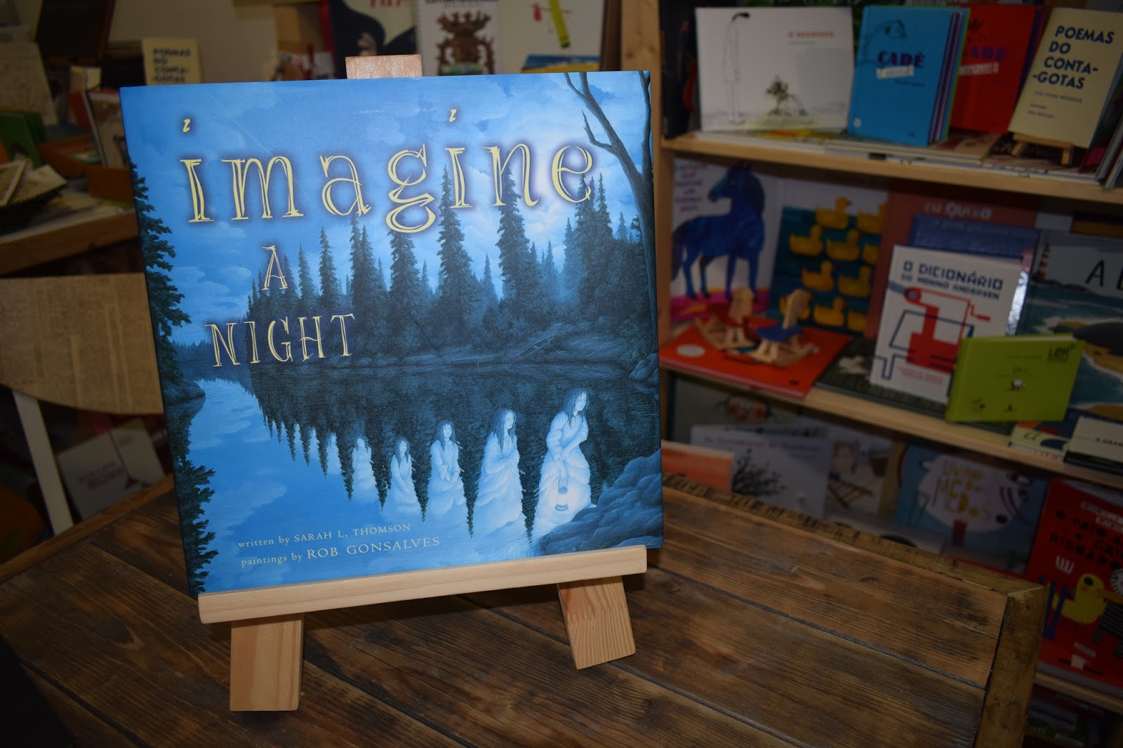 Hipopómatos na Lua: Imagine a Night