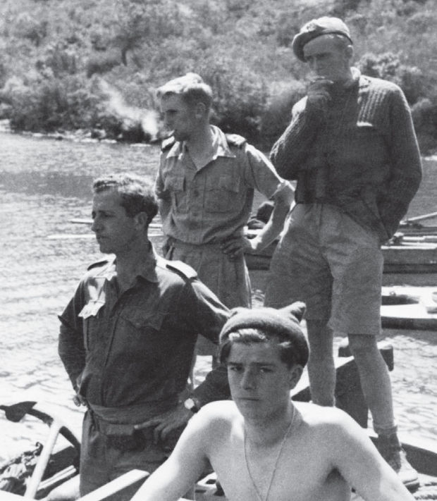 Alan Ritchson(former Aquaman/Hawk) and Henry Cavill(former Superman ...