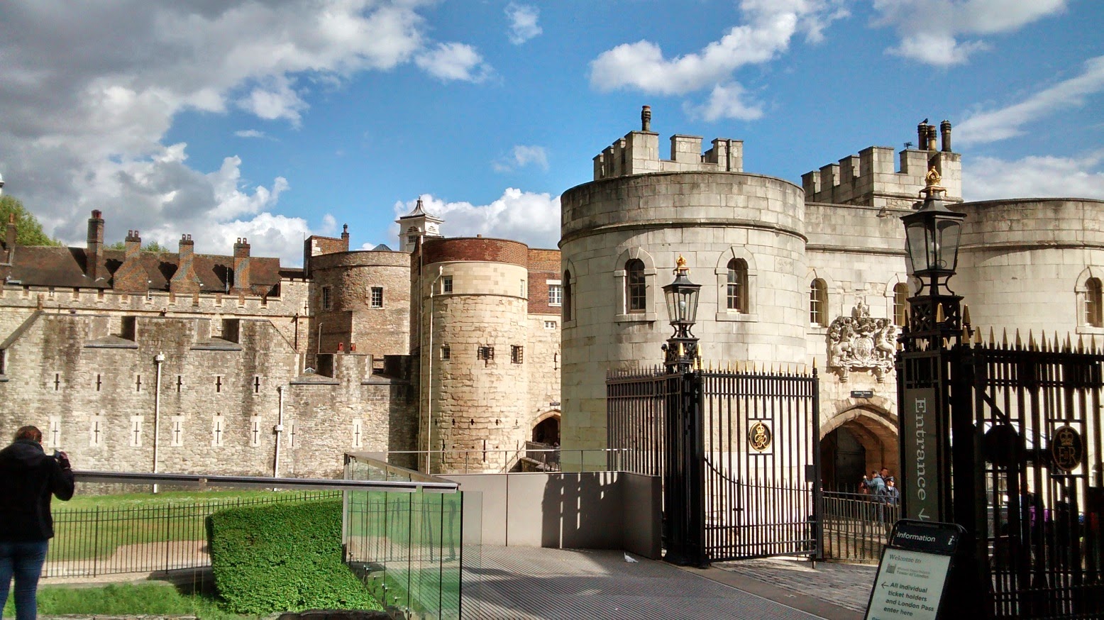 THE GUY’S AND MEMORY LANE | THE SAINT THEY CALLED ALLNIGHTS