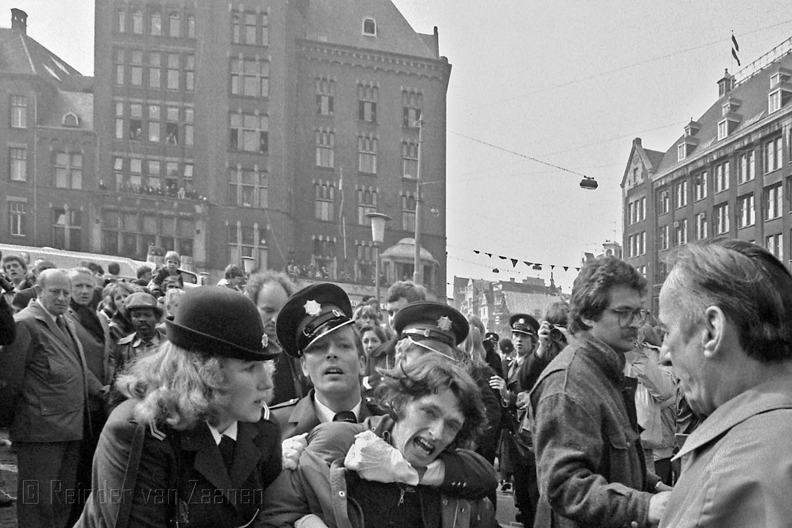 Reinder van Zaanen - Ooggetuige - Vroeger: 1980:2 - Geen woning, geen ...