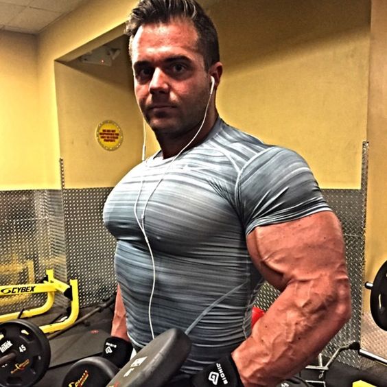 the beauty of male muscle: Michael