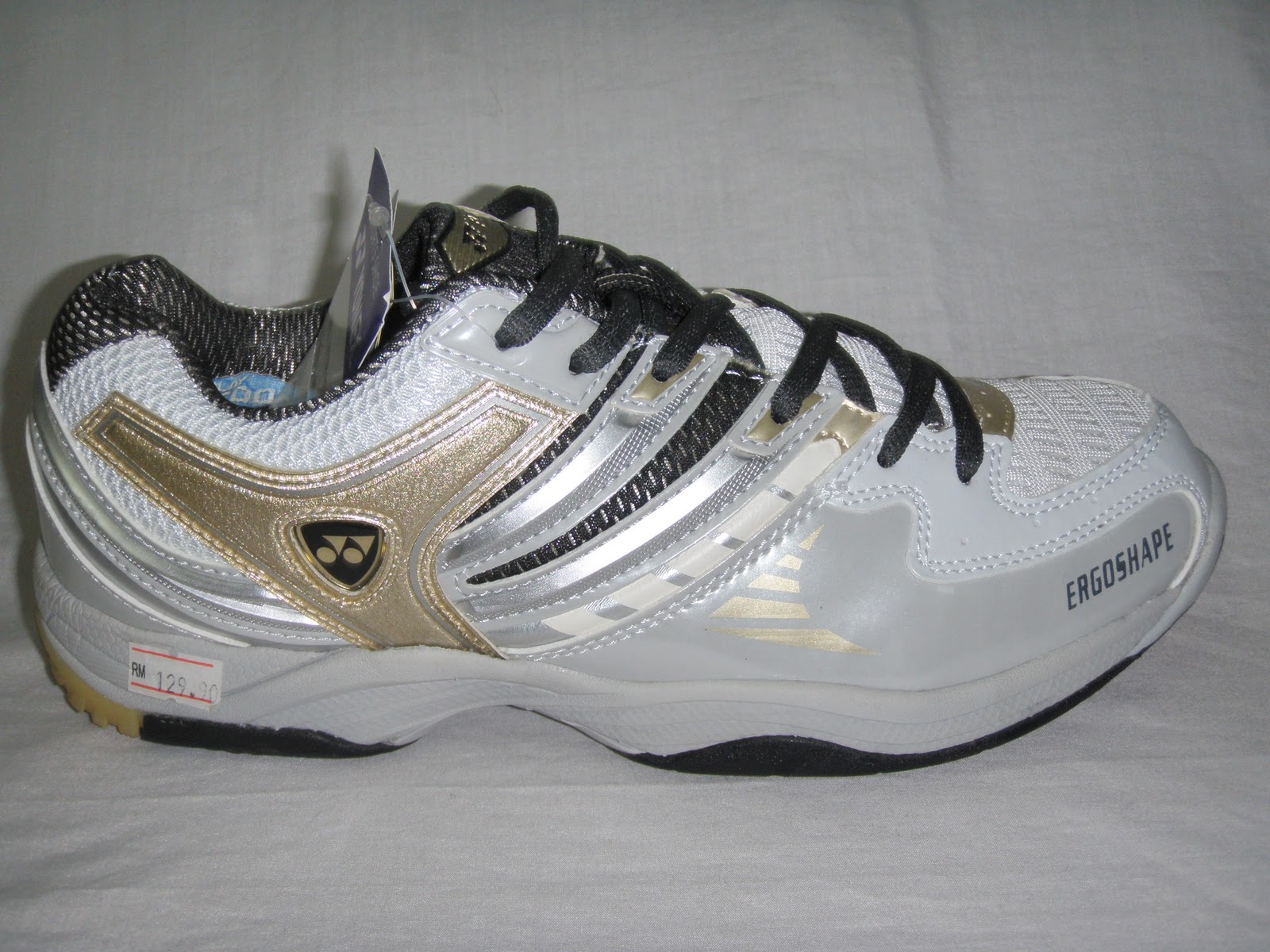 Ajak's Sport: Kasut Yonex