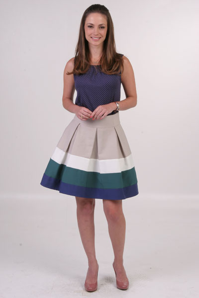 Atriz que vive Professora Helena comemora sucesso de "Carrossel"