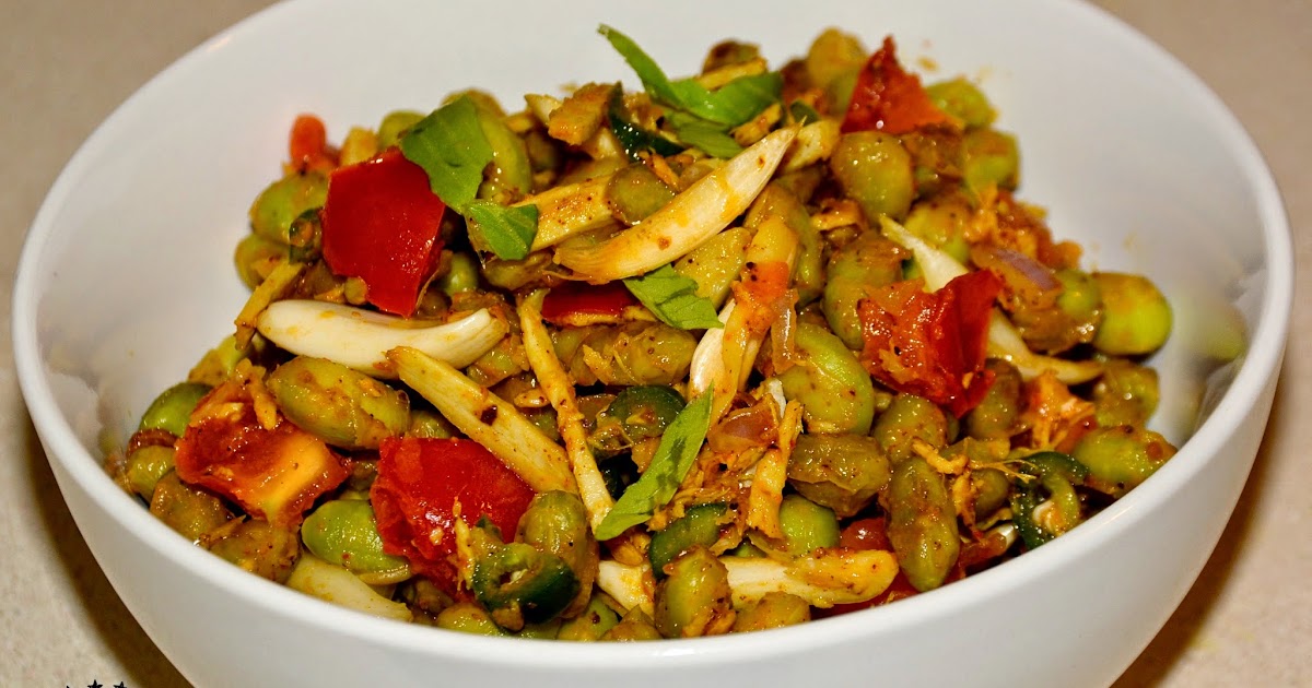 Nepali Tummy!!: Hariyo Bhatmas Sadeko (Green Soybeans Spicy Salad)!!