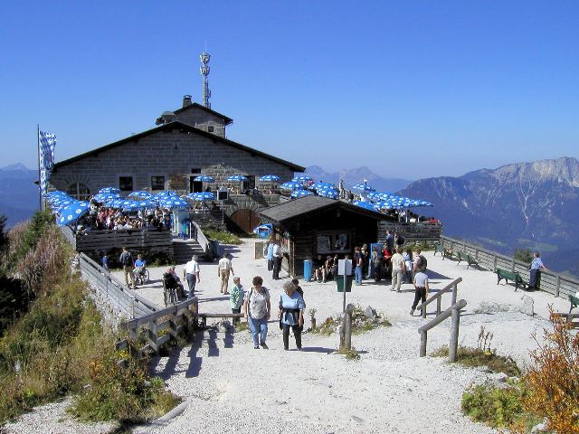 RETRO KIMMER'S BLOG: ADOLF HITLER'S BAVARIAN RETREATS: THE EAGLE'S NEST ...