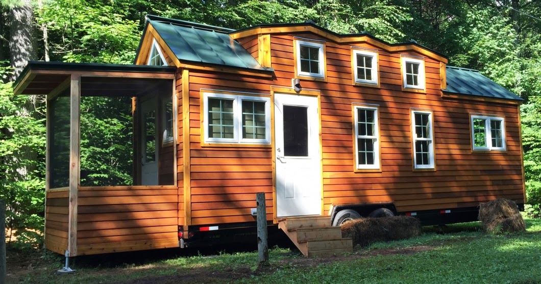 The Basketball House (276 Sq Ft) [ TINY HOUSE TOWN ]