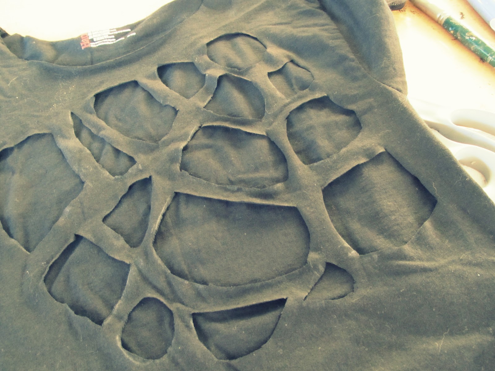 WobiSobi: Spider Web Shirt.DIY