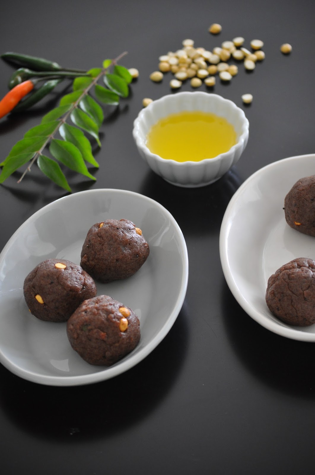 Pinch Of Swad - taste that hits the spot!: Ragi Mudde (Finger Millet Balls)