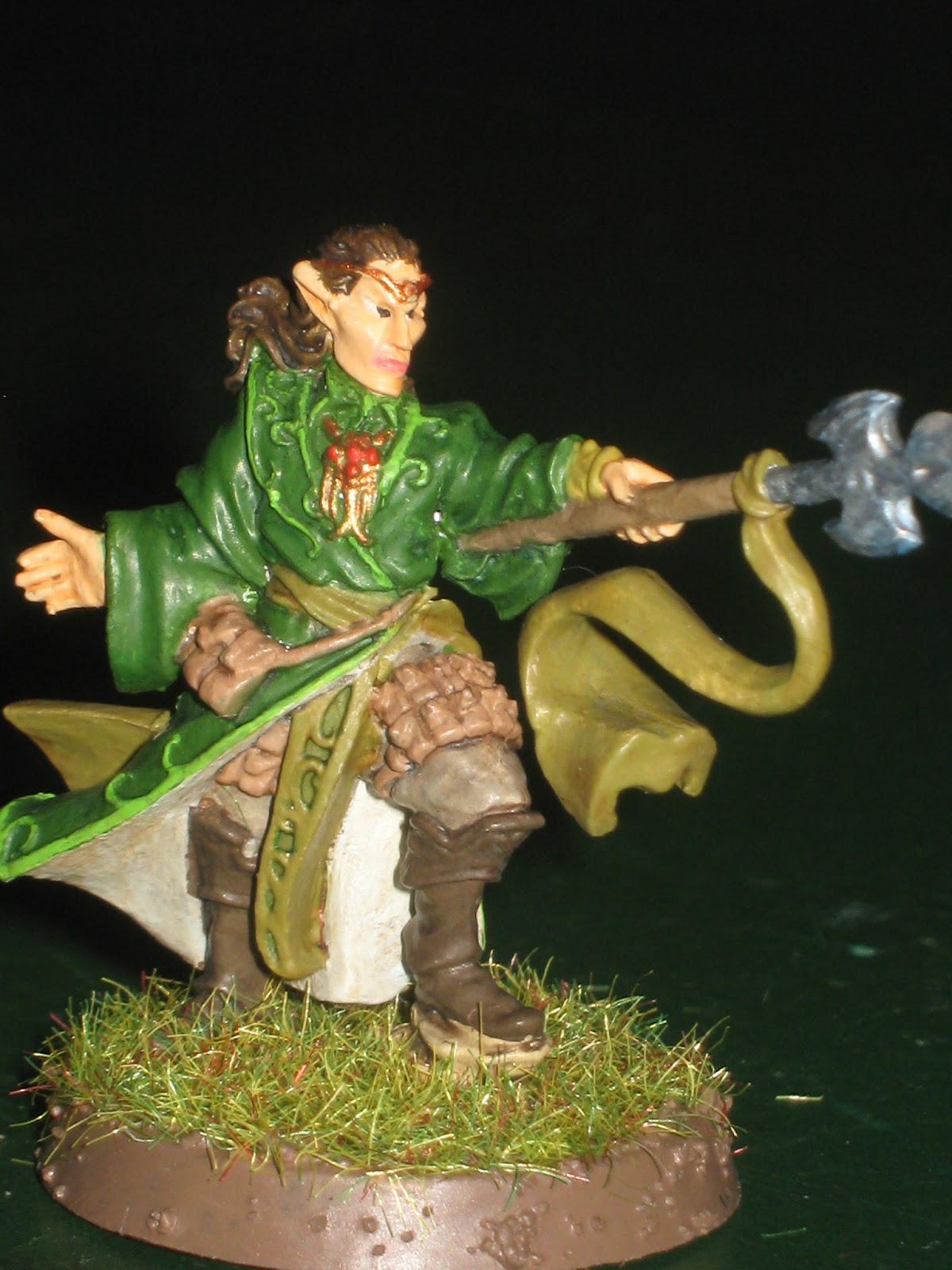 The Miniatures Man: 28mm Gray Elf Wizard from Chainmail/WotC