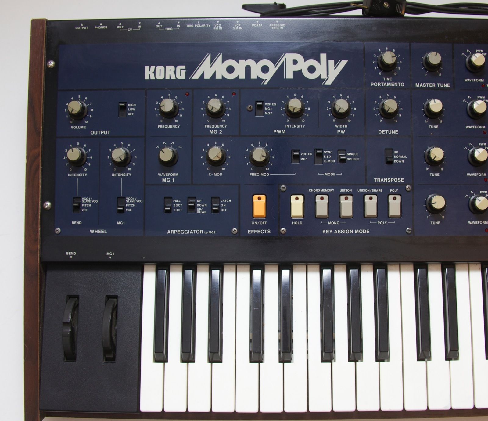 MATRIXSYNTH: KORG Mono/Poly MP4 Analog Synth SN 373132